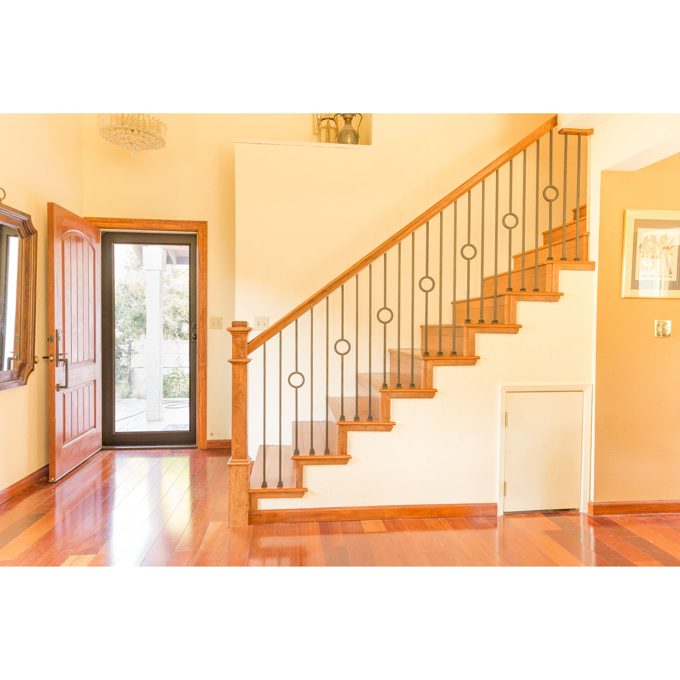 T72 - Iron Baluster - Single Circle - 1/2" x 44" – All Things Stairs